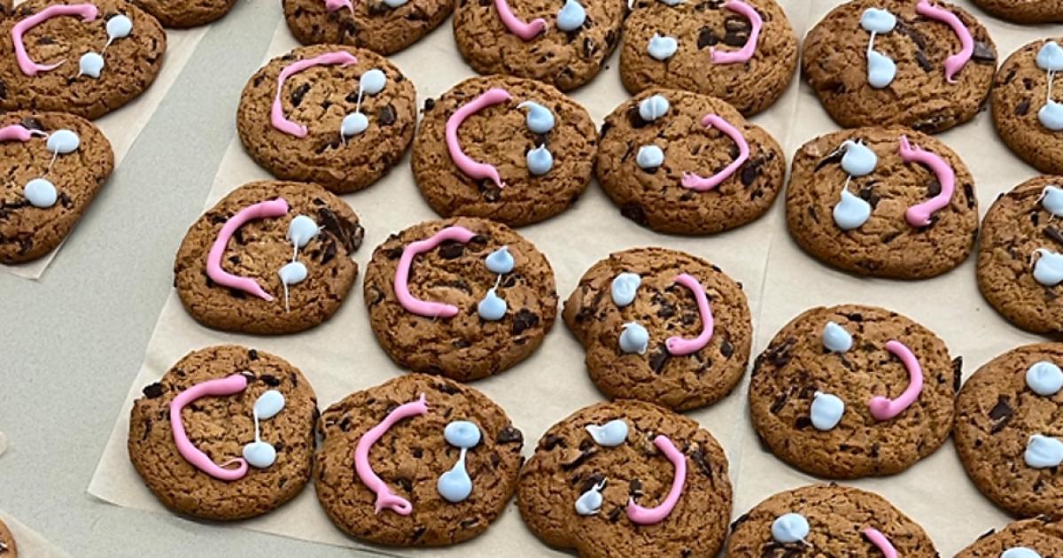 Beachville Employees Plus Cookies Equal Plenty of Smiles | Carmeuse