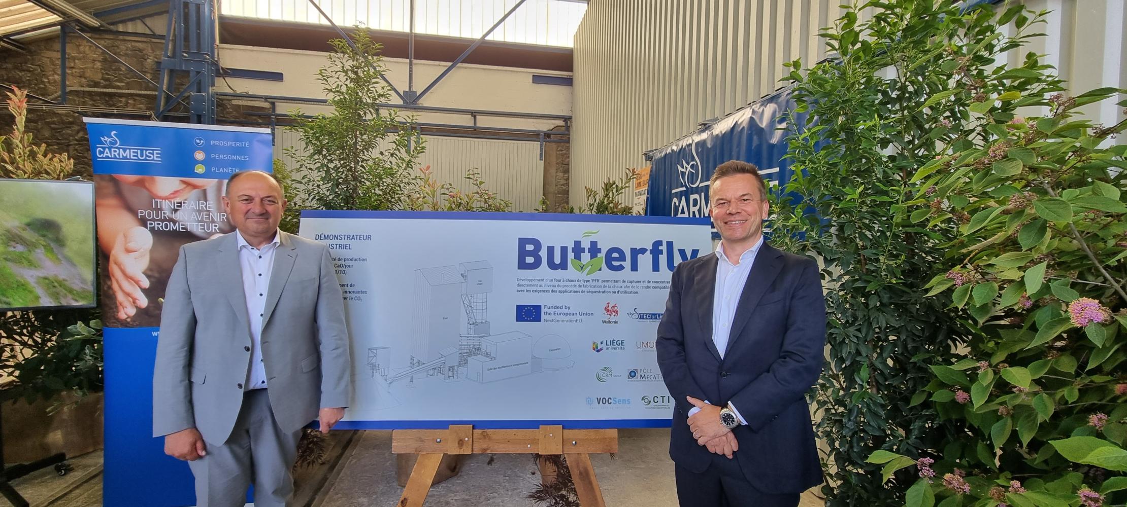 Minister Willy Borsus lays the first foundation stone of a Carmeuse ...
